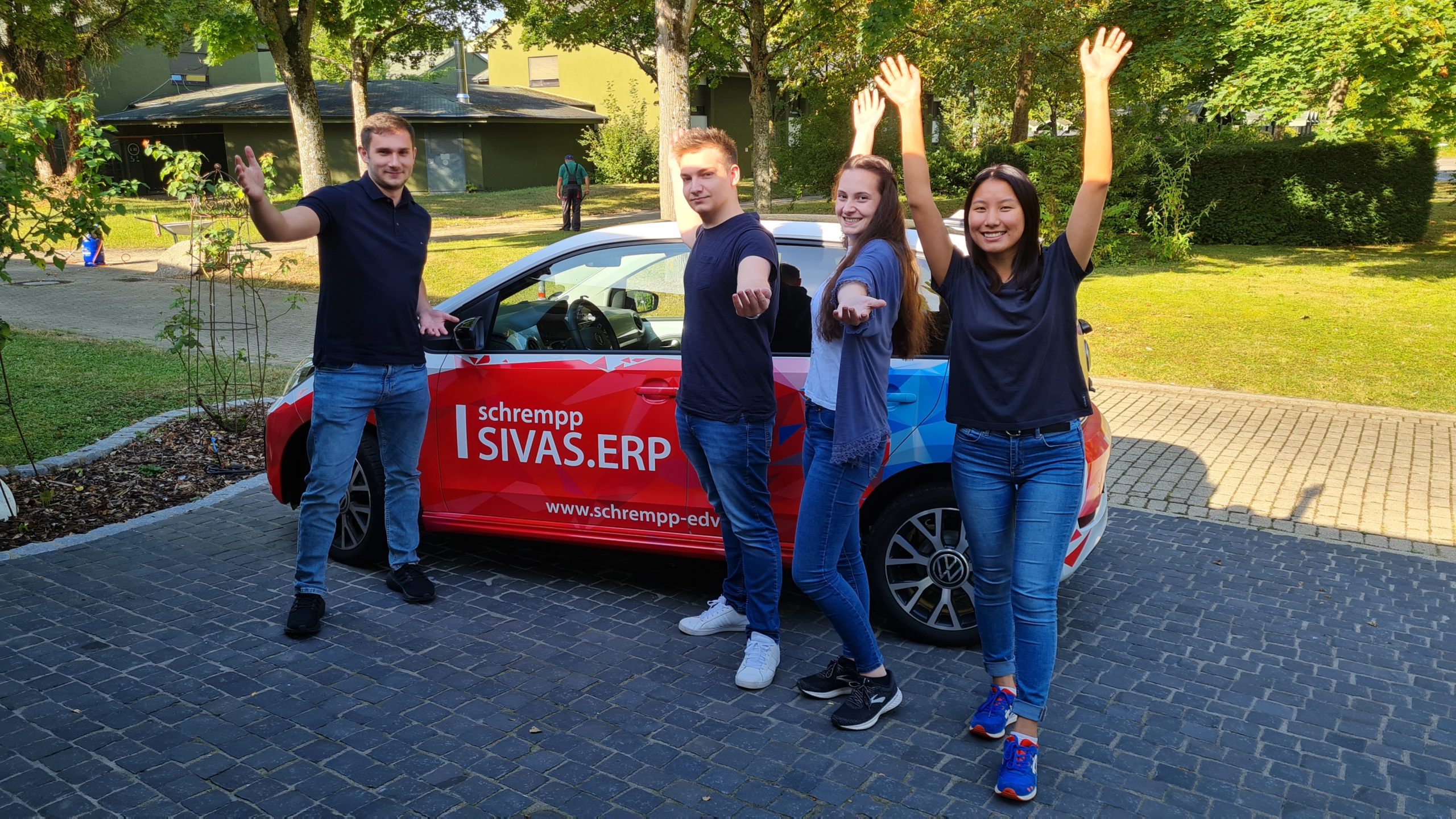 Wir begrüßen unsere neuen Auszubildenden und Studenten - SIVAS.ERP